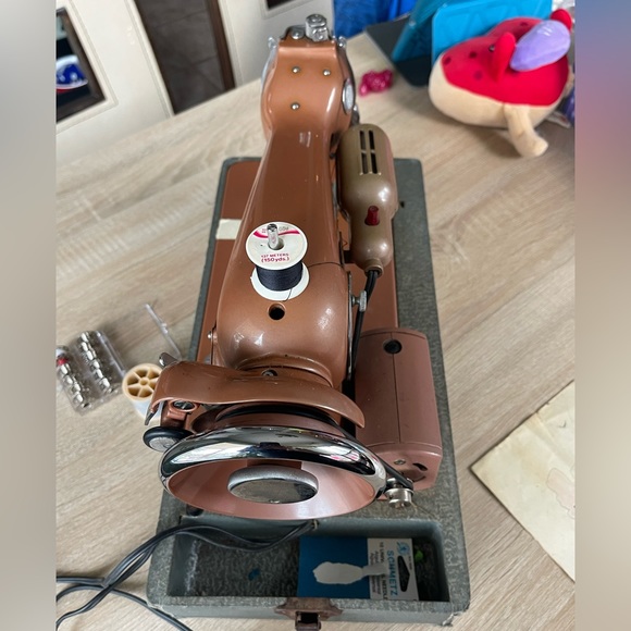 Joske’s | Other | Vintage Joskes 95 Deluxe Sewing Machinemade In Japan ...